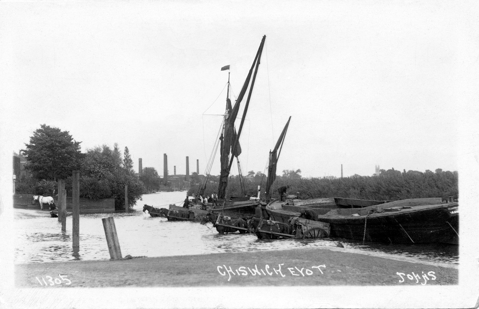 Postcards of Richmond and Twickenham and places near the Thames